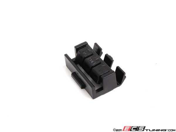 Genuine BMW - 51137077127 - Clip (51-13-7-077-127)