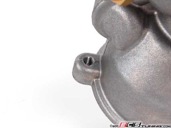 Genuine BMW - 11517586780 - Remanufactured Water Pump (11-51-7-586-780)