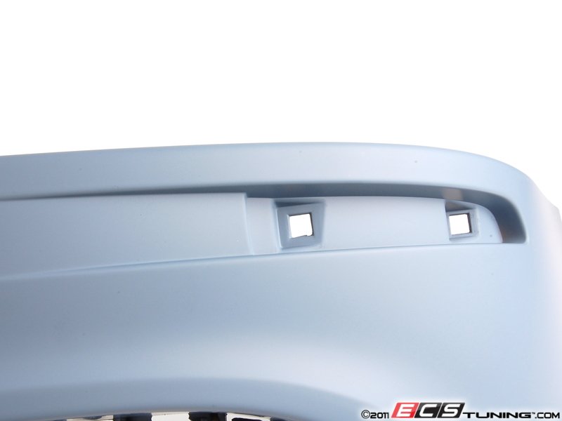 ECS News - Volkswagen MKV R32 Rear Bumper Conversion Kit