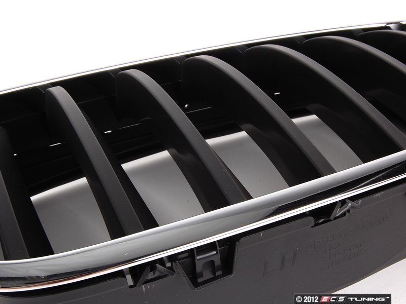 Genuine BMW - 51137157687 - Front Grille cover - Left (51-13-7-157-687)