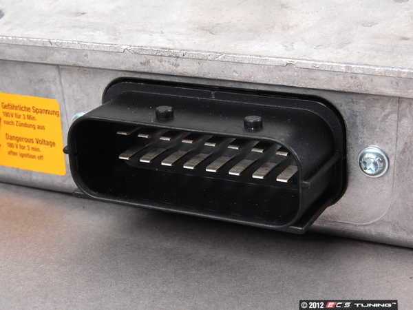 Genuine Mercedes Benz - 0001500258 - Voltage Transformer