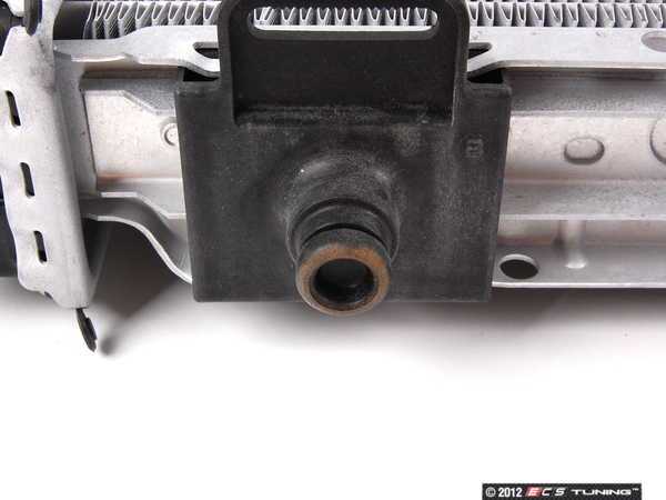 Genuine Mercedes Benz - 4635001200 - Radiator