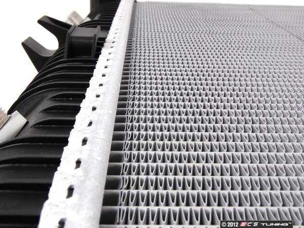 Genuine Mercedes Benz - 4635001200 - Radiator