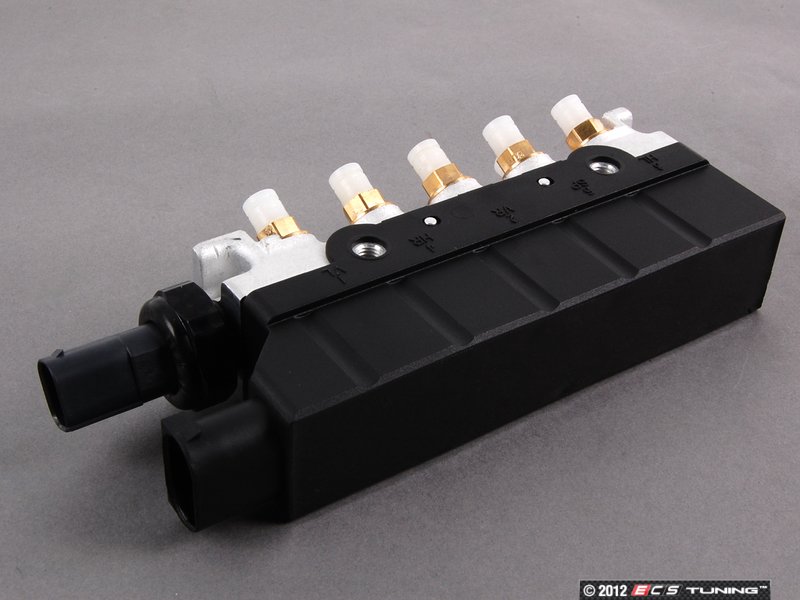 Genuine Mercedes Benz - 2203200258 - Air Suspension Valve Block