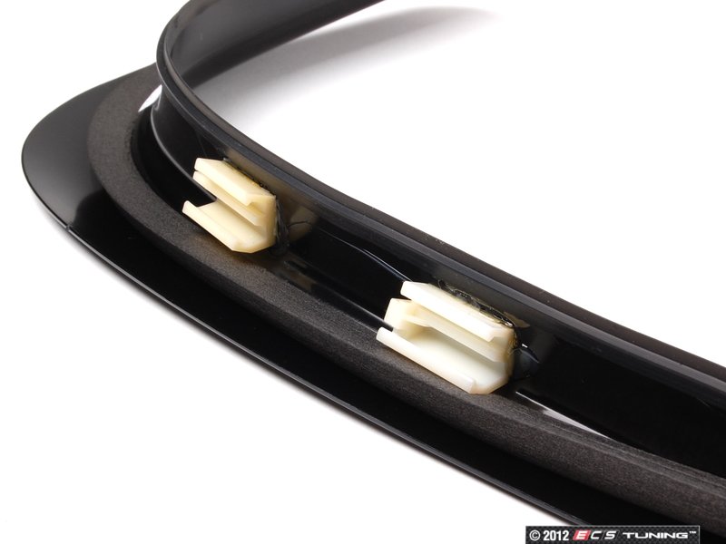 Genuine BMW - 51132695282 - Gloss Shadowline Trim - Right (51-13-2-695-282)