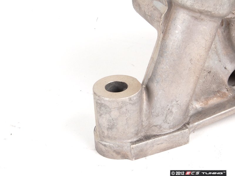 Genuine BMW - 11411713410 - 6-OIL PUMP HSG (11-41-1-713-410)