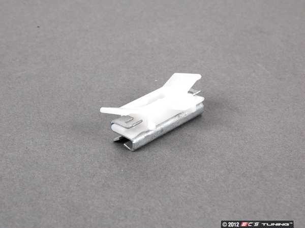 Genuine BMW - 51137145110 - E90 Trim Clip - left (51-13-7-145-110)