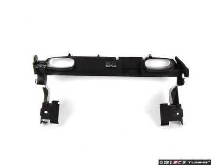 Genuine Mercedes Benz - 2035052230 - RIGHT AIR DE