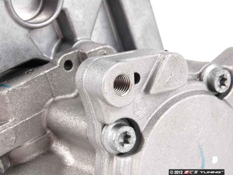 Genuine Mercedes Benz - 0044669101 - Power Steering Pump