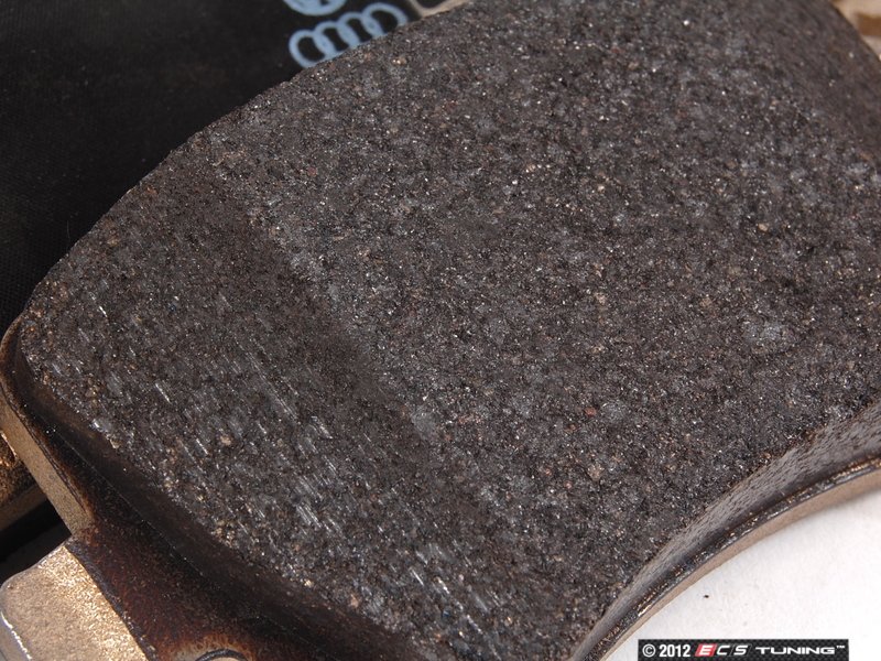 Genuine Volkswagen Audi - 4F0698451D - Rear Brake Pad Set (4F0 698 451 D)