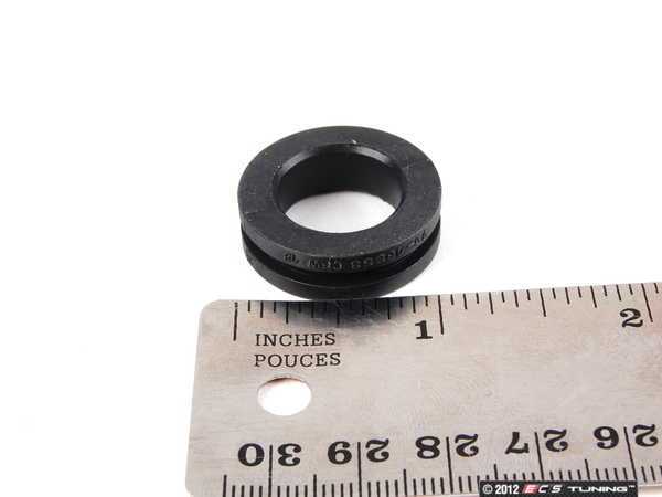 Genuine Mercedes Benz - 6010160163 - Breather Hose Grommet