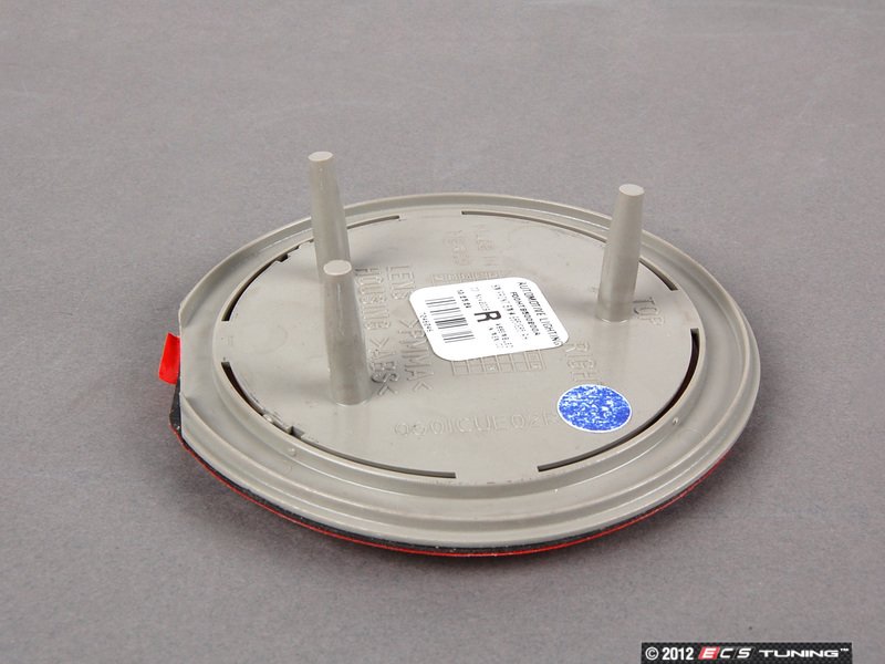 Genuine BMW - 63147046046 - Front Bumper Reflector - Right (63-14-7-046 ...