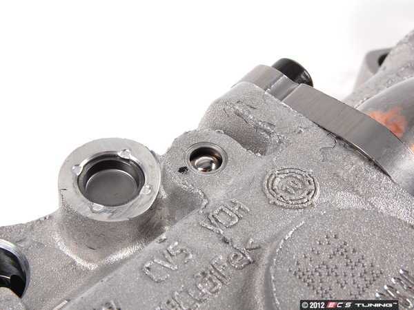 Genuine Volkswagen Audi - 06D103295S - Oil Pump (06D 103 295 S)