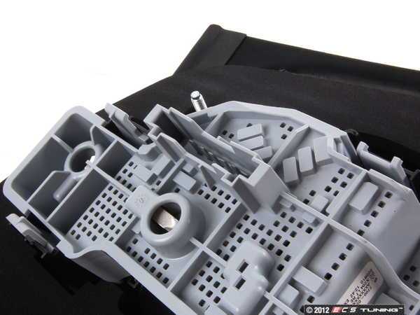 Genuine Mercedes Benz - 2048201464 - TAIL LAMP