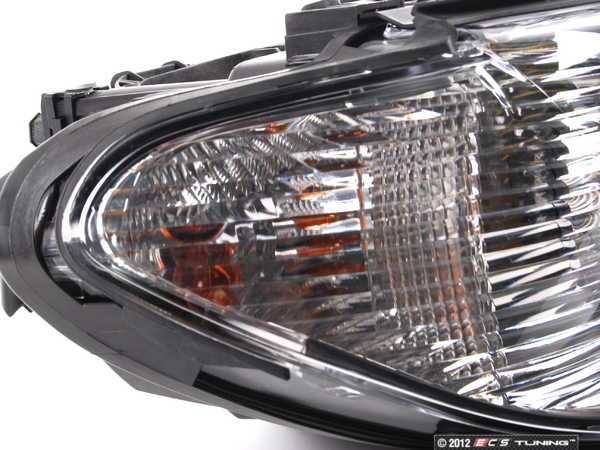 Genuine BMW - 63127165952 - Bi-Xenon Headlight Assembly - Right (63-12 ...