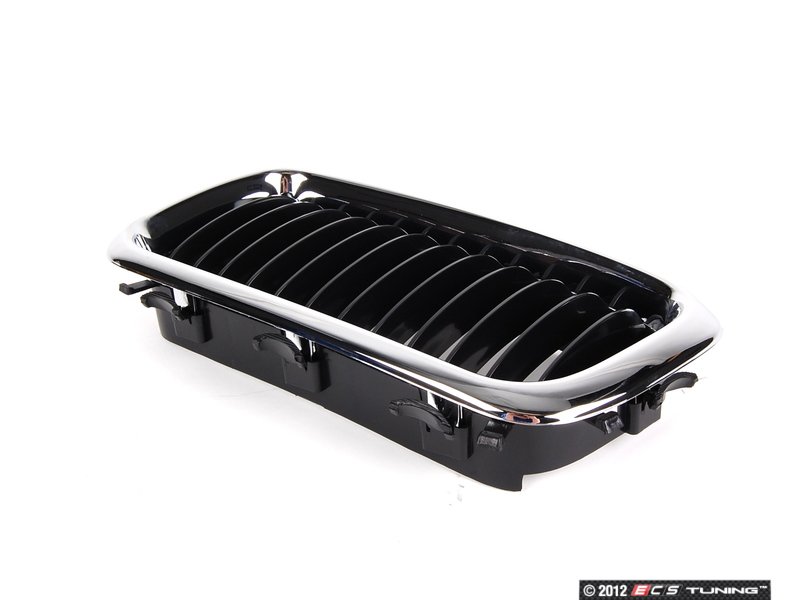 URO - 51138231593 - E38 Kidney Grille - Left