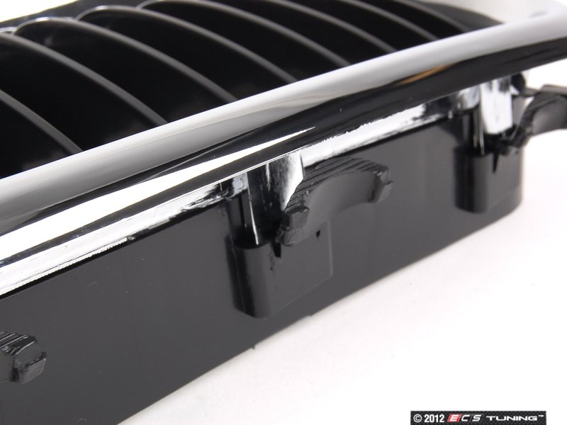 URO - 51138231593 - E38 Kidney Grille - Left