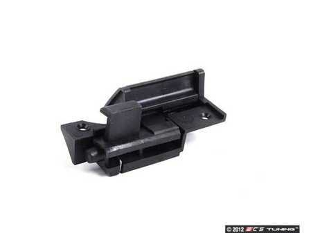 Genuine BMW - 51168228808 - E46 Armrest Lid Latch - Schwarz (51-16-8 ...