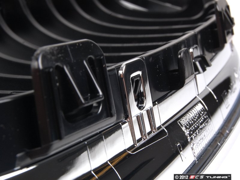 Genuine BMW - 51137201968 - Grille - Chrome Frame with Black Grille (51 ...