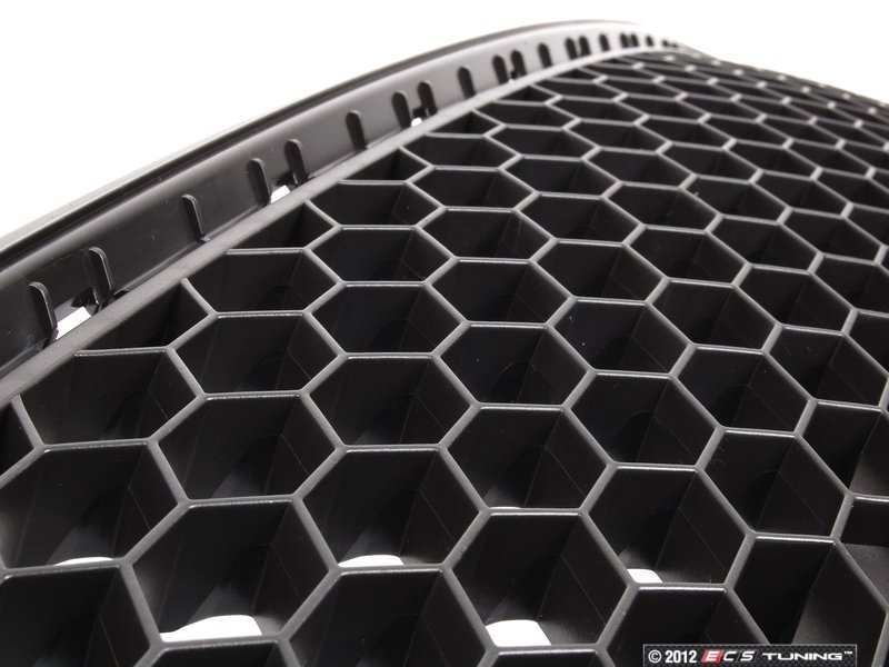 Genuine Volkswagen Audi - 5K0853677C9B9 - Honeycomb Grille - Lower ...
