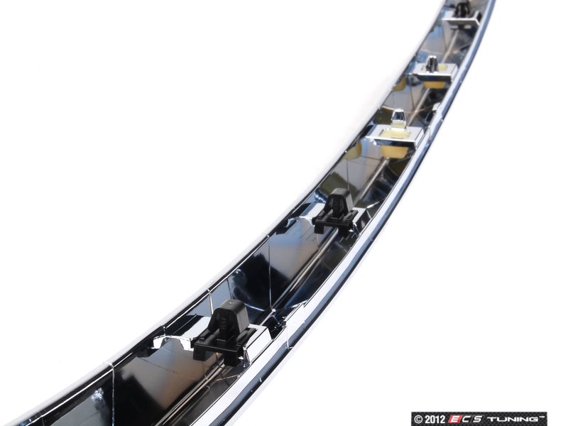 Genuine MINI - 51137149957 - Upper Section Hood Grille With Chrome ...