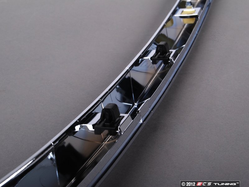 Genuine MINI - 51137149957 - Upper Section Hood Grille With Chrome ...
