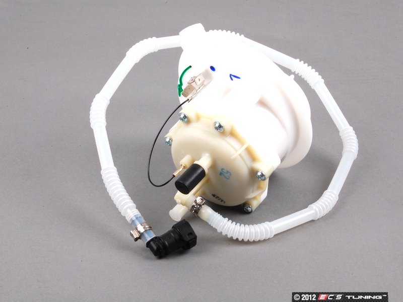 Continental - 95562084100 - Fuel Tank Flange With Integrated Fuel Filter