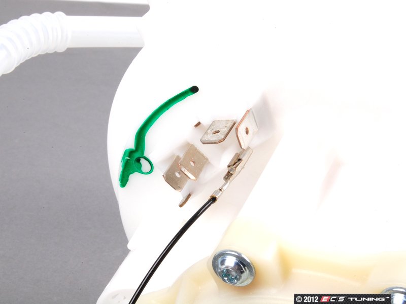 Continental - 95562084100 - Fuel Tank Flange With Integrated Fuel Filter