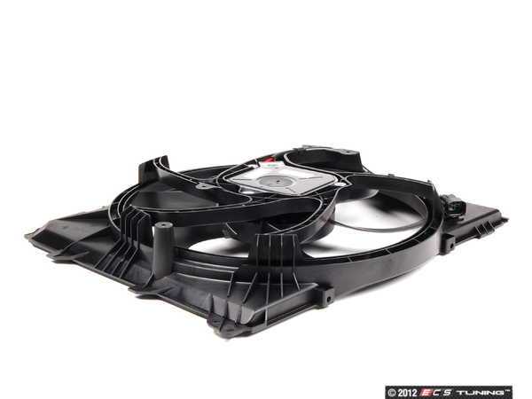 Genuine BMW - 17117590699 - Pusher Fan Assembly (17-11-7-590-699)
