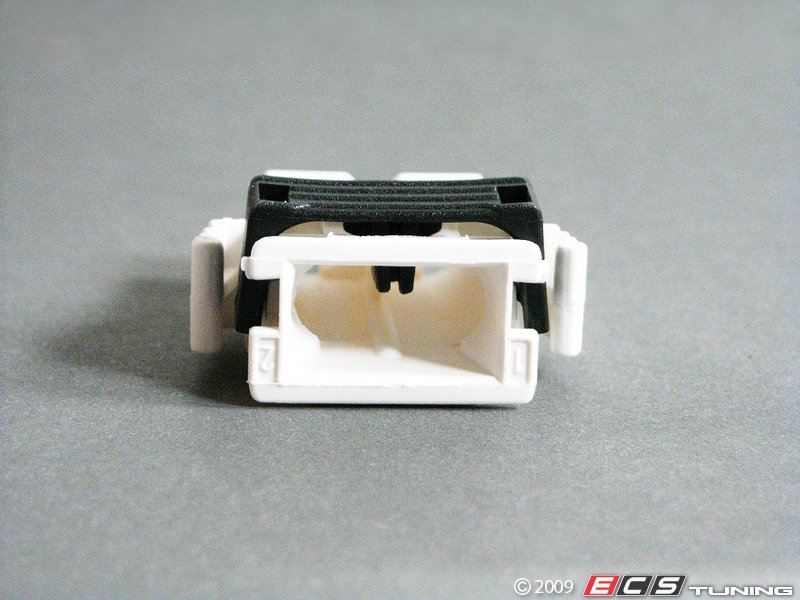 Genuine BMW - 61131378401 - Plug Housing (61-13-1-378-401)