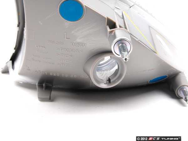 Genuine Mercedes Benz - 2518200956 - EXTERIOR LAM