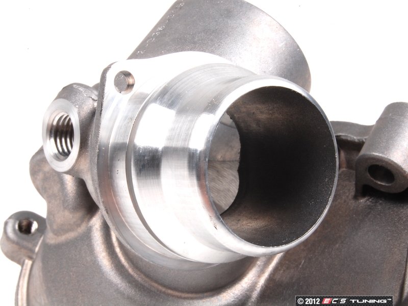 Genuine BMW - 11517586779 - Remanufactured Water Pump (11-51-7-586-779)