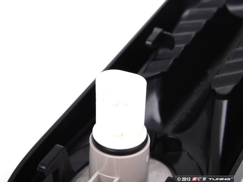 Genuine MINI - 63137260203 - Side Turn Signal & Grille - Left (63-13-7 ...