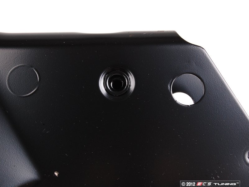 Genuine BMW - 41147111070 - Wheel Housing Carrier - Right (41-14-7-111-070)