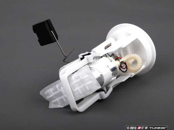 URO - 16146766942 - Fuel Pump Assembly