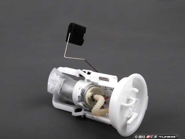 URO - 16146766942 - Fuel Pump Assembly