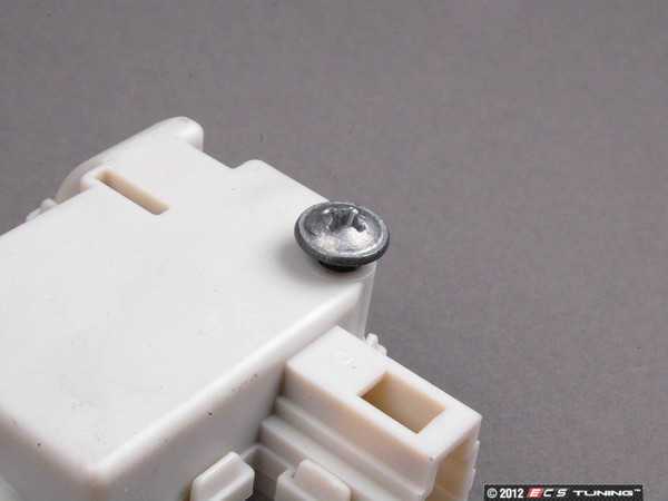 Genuine Volkswagen Audi - 4B0862153 - Fuel Door Locking Valve - (NO ...