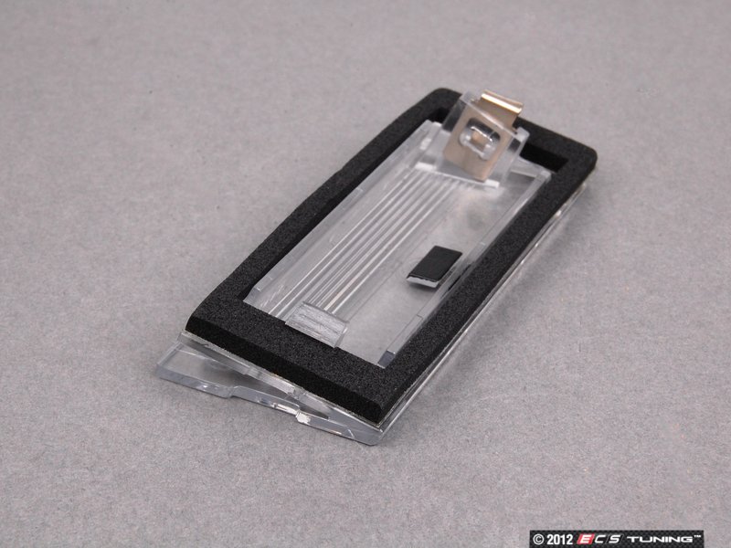 Genuine BMW - 51137004537 - E53 License Plate Light Lens (51-13-7-004-537)