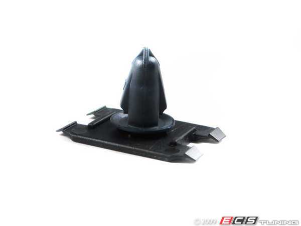 Genuine BMW - 51717055847 - CLIP (51-71-7-055-847)