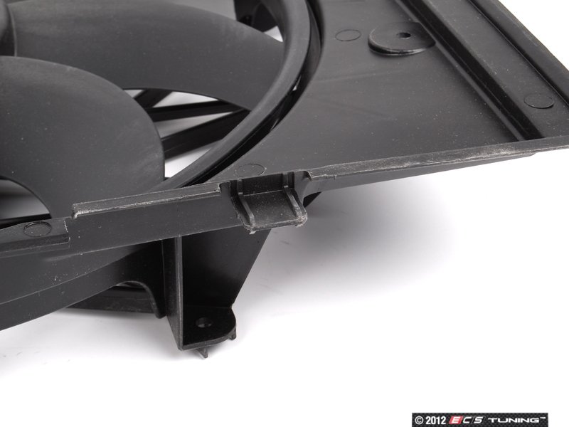 Mahle-Behr - 17427543282 - Radiator Cooling Fan Assembly