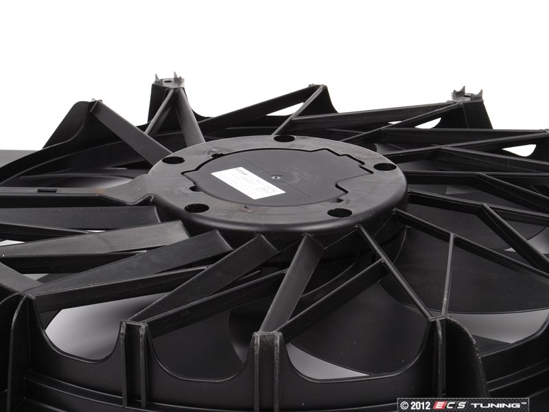 Mahle-Behr - 17427543282 - Radiator Cooling Fan Assembly