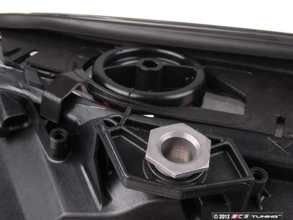 Genuine BMW - 63127045696 - Bi-Xenon Headlight Assembly - Right (63-12 ...