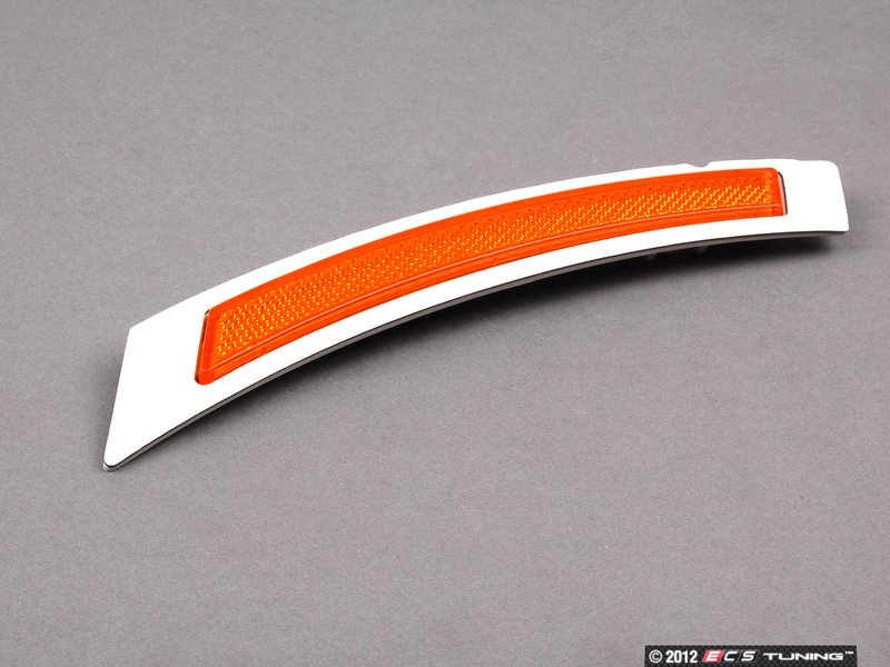 Genuine BMW - 63147185744 - Reflector - Bumper Cover (Yellow) (63-14-7 ...