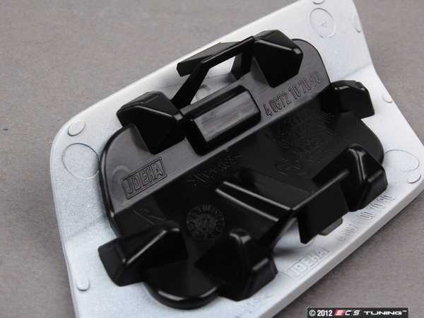 Genuine BMW - 61677253396 - Headlight Washer System Trim - right (61-67 ...