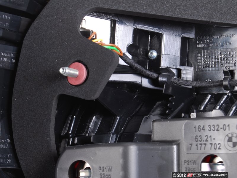 Genuine BMW - 63217361594 - Rear Tail Light - Right (63-21-7-361-594)