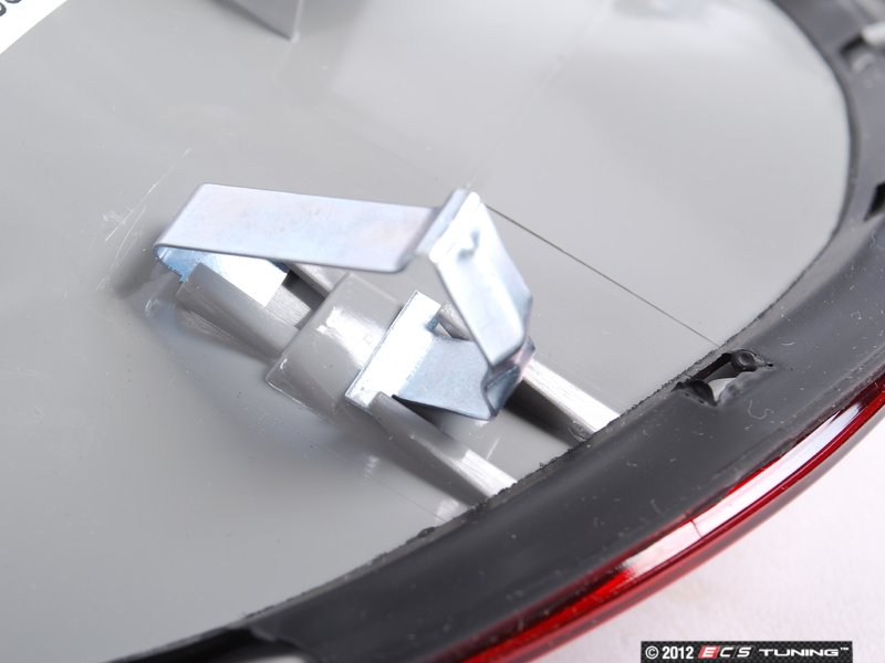 Genuine Volkswagen Audi - 1C0945172G - Tail Light Assembly - Right (1C0 ...