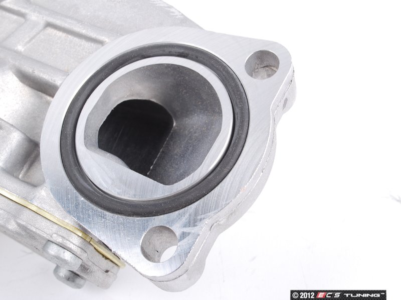 Genuine Volkswagen Audi - 037121010C - WATER PUMP (037 121 010 C)