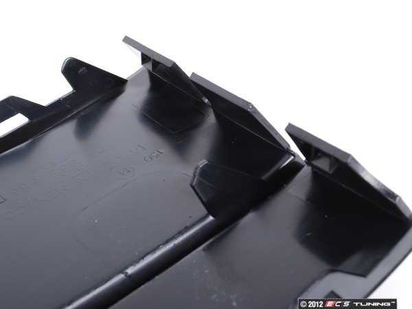 Genuine Volkswagen Audi - 5C5853666D9B9 - GRILLE (5C5 853 666 D 9B9)