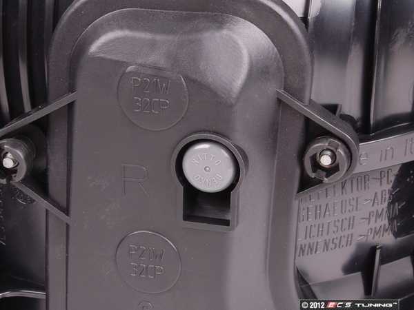 Genuine Porsche - 95563148602 - Tail Light Housing Right Side Fitment