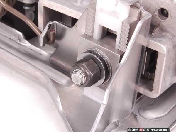 Genuine BMW - 32306786899 - Steering Column (32-30-6-786-899)